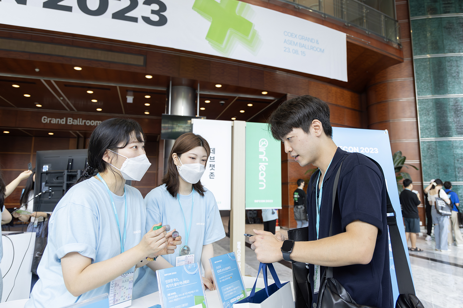 벌써 두 번째 개최, 인프콘 2023 현장 스케치 - 인프런 | 스토리